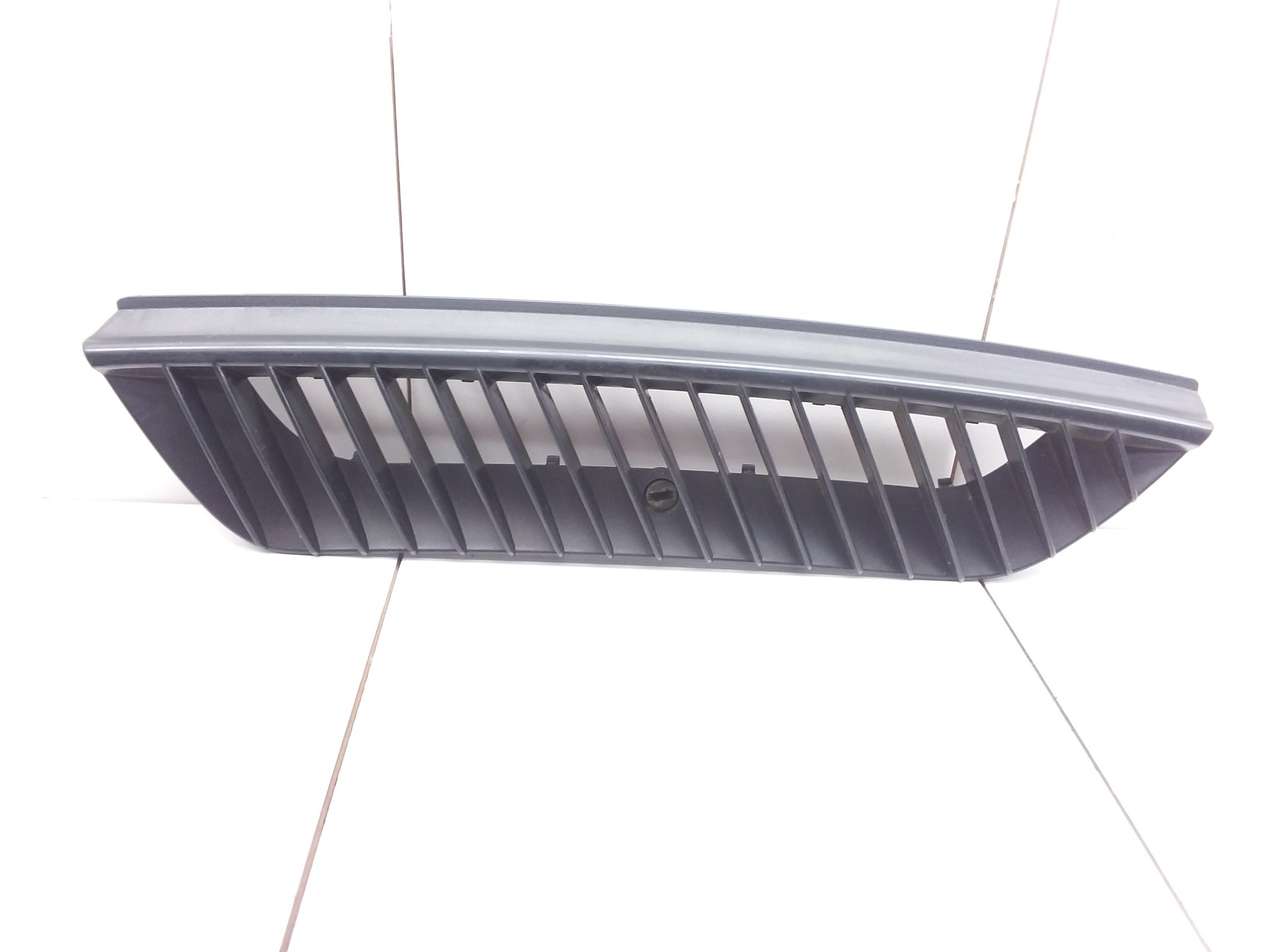 SMART Front Wiper Cowl Trim 0001696, 12532 23509354 - Used parts online - 10157195 | Partversal ...