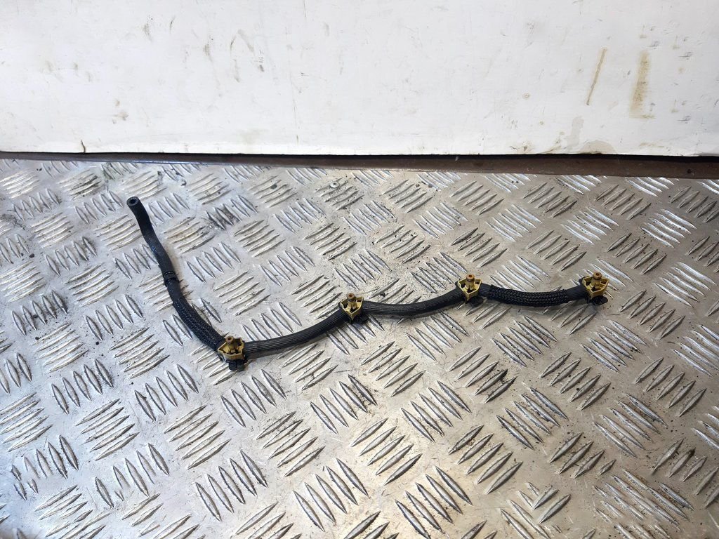 VW JETTA II (19E, 1G2, 165) Kuro (degalų) grįžtamasis vamzdelis S21417C 15333611 - Naudotos ...