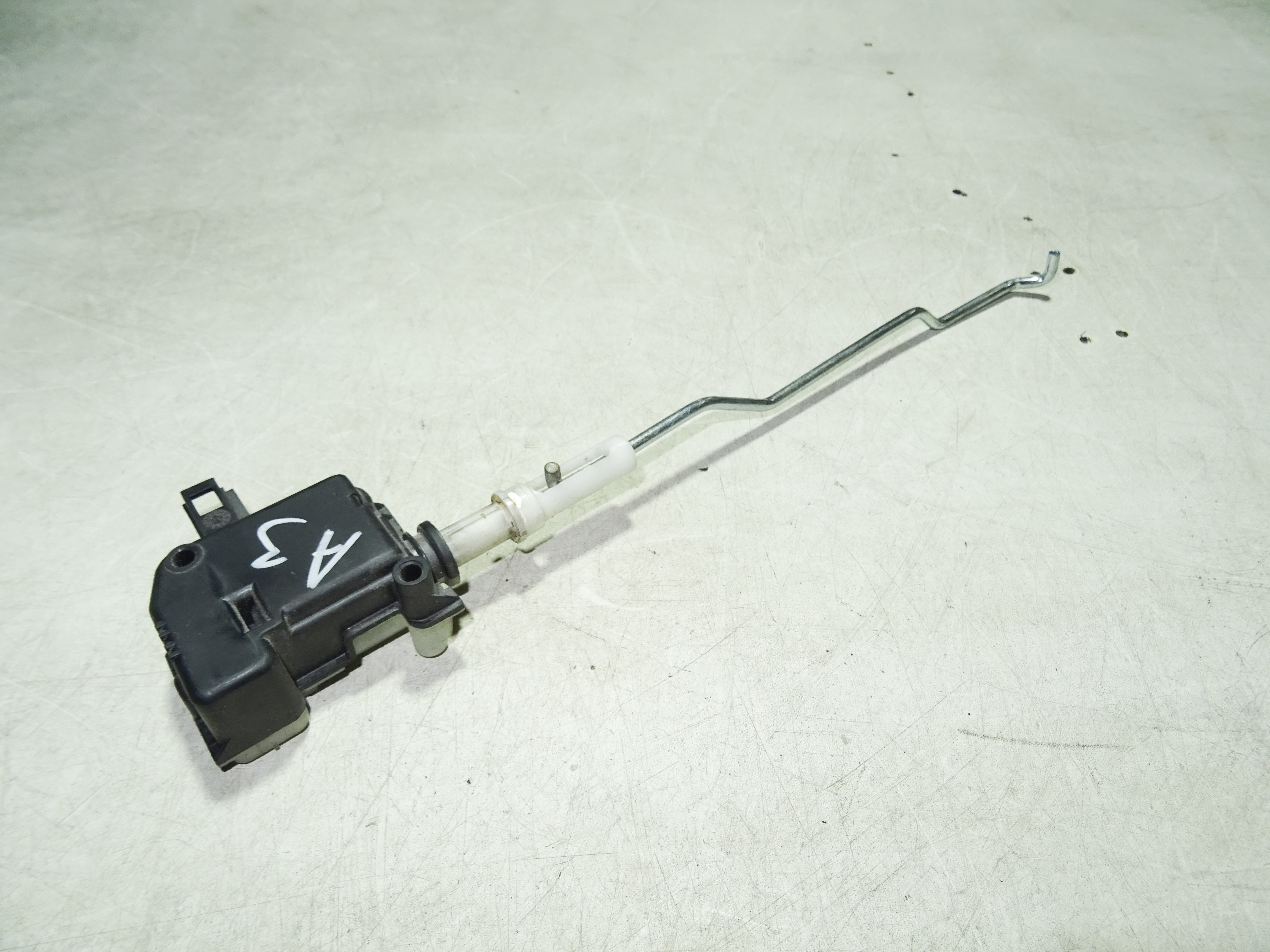 AUDI A3 (8L1) Kuro (degalų) bako dangtelio užraktas 4B9962115C 17230900 - Naudotos dalys ...